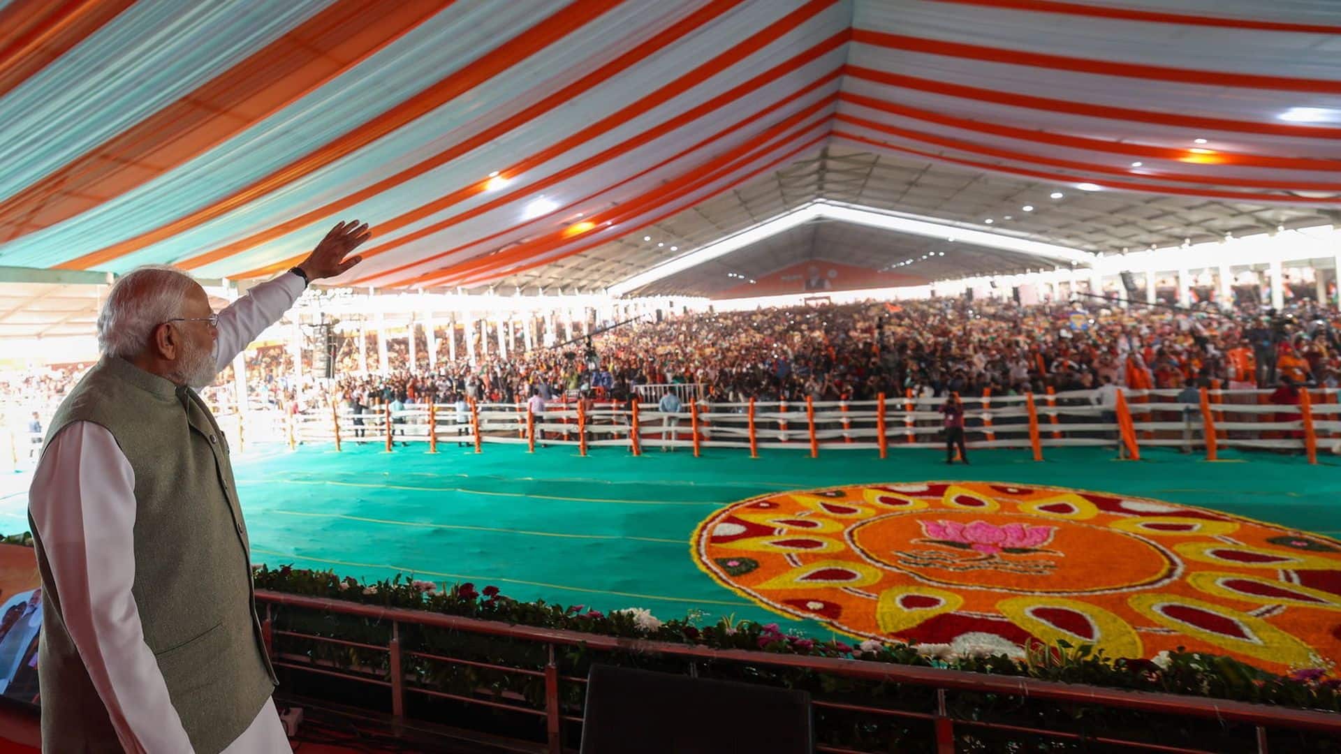 PM Modi addresses a massive public rally in Singur, Hooghly, West Bengal