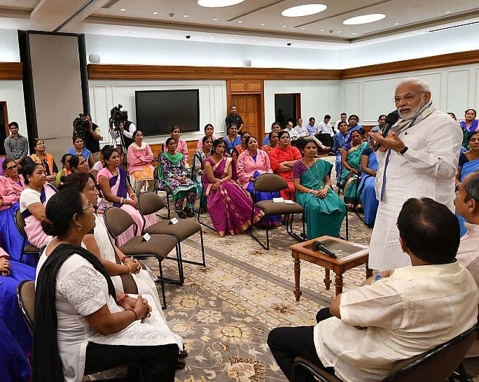 ASHA representatives from across the country call on PM