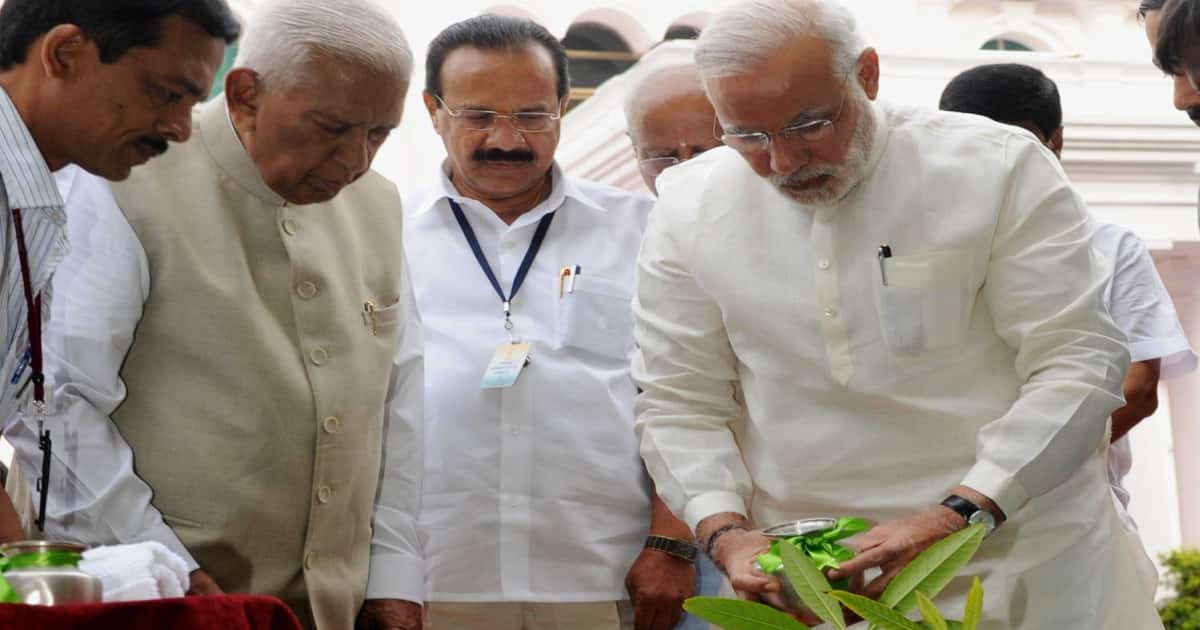 Prime Minister, Shri Narendra Modi planted a sapling, at Karnataka ...
